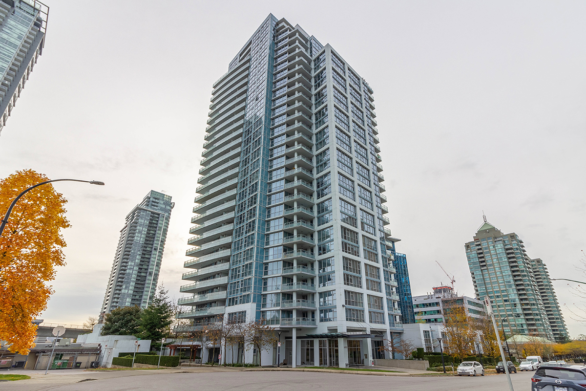 2203 4400 Buchanan Street, Burnaby - Team Vince Chan